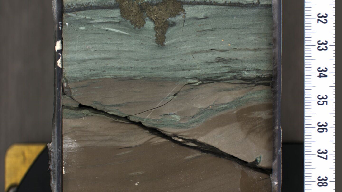 Iridium marks the spot - Physics Today