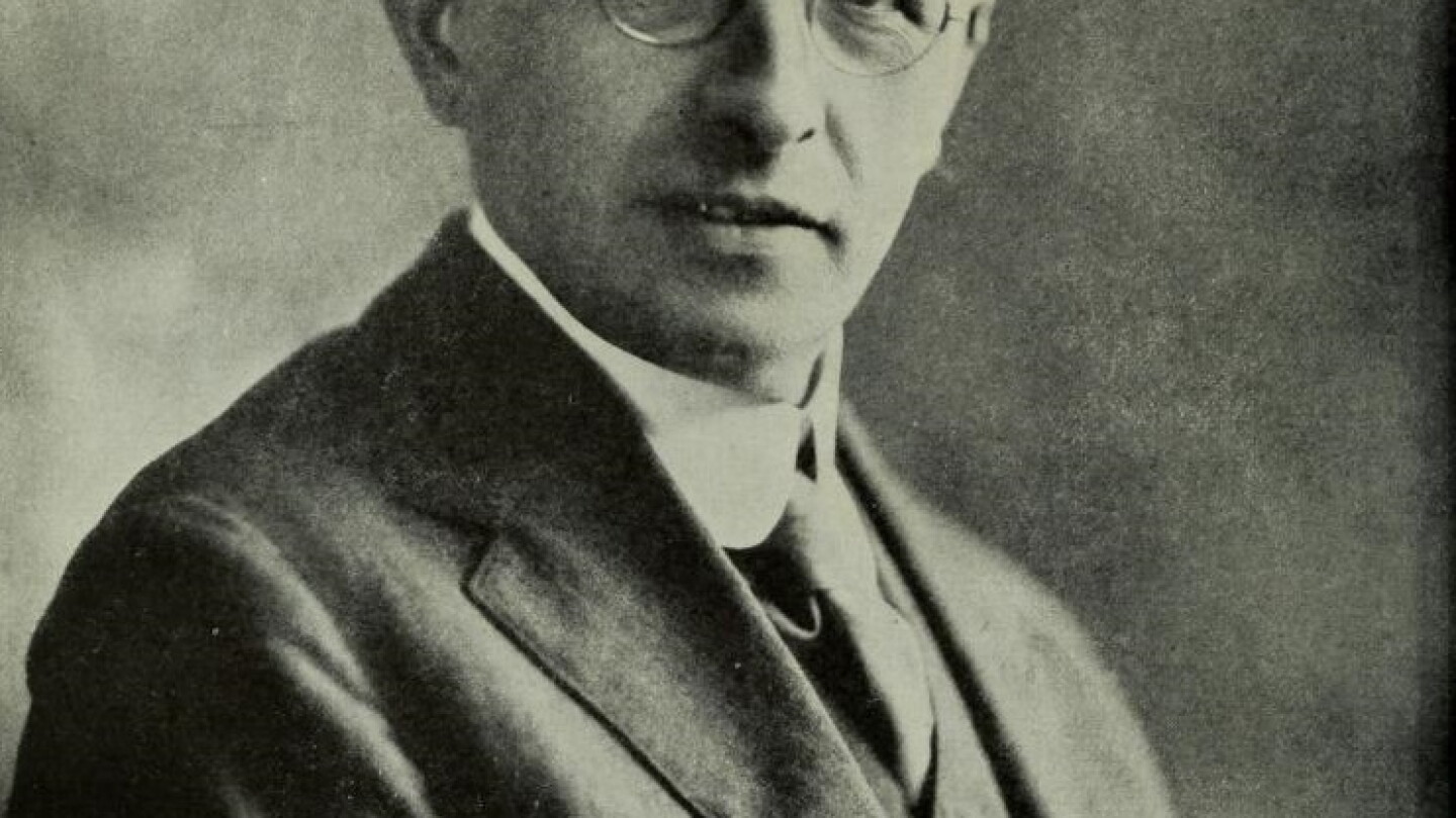 Henry Norris Russell - Physics Today