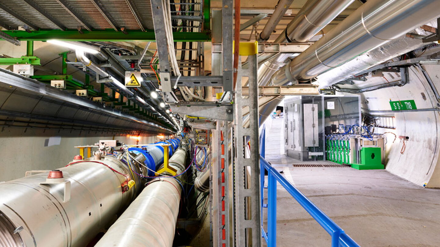 First detections of collider neutrinos generate excitement - Physics Today