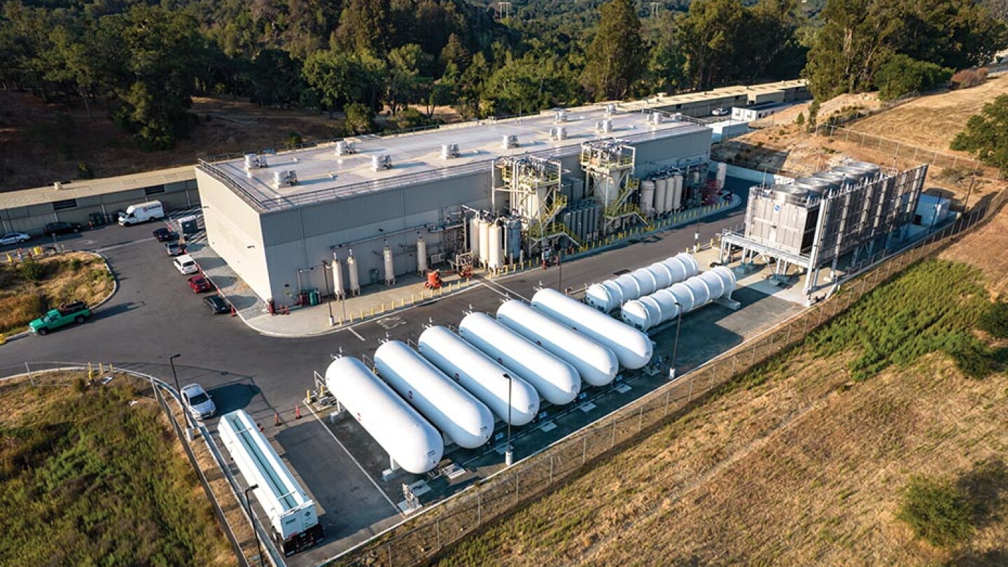 Helium prices surge to record levels as shortage continues - Physics Today