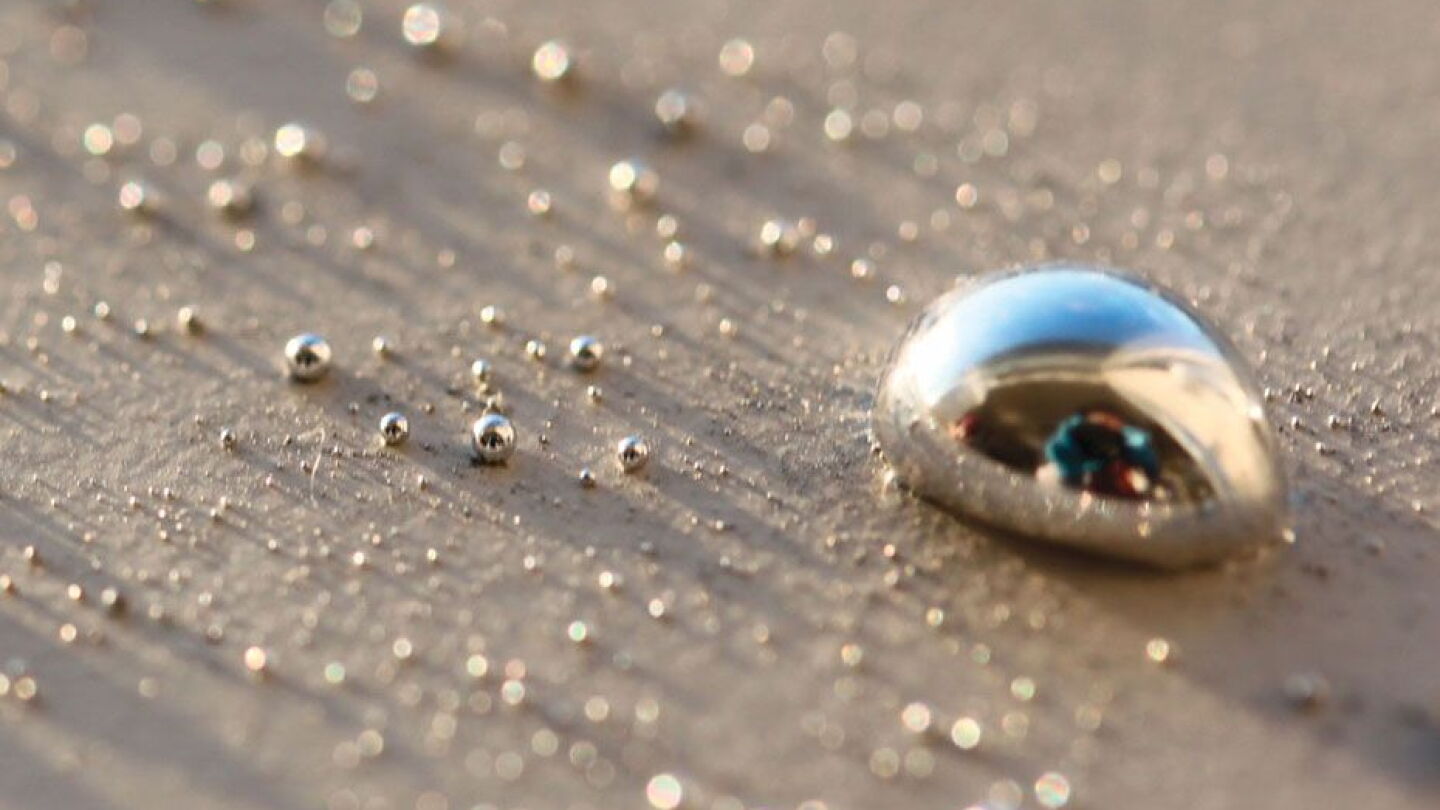 Liquid metals at room temperature - Physics Today